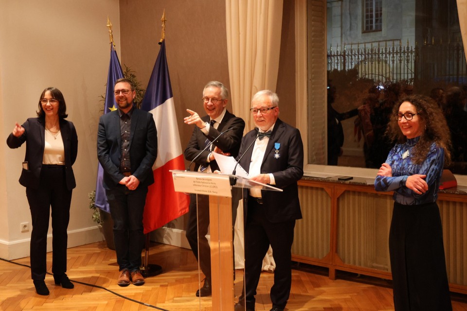 Chevalier dans l’Ordre national du Mérite - Actualités - Emaux Leclercq ...