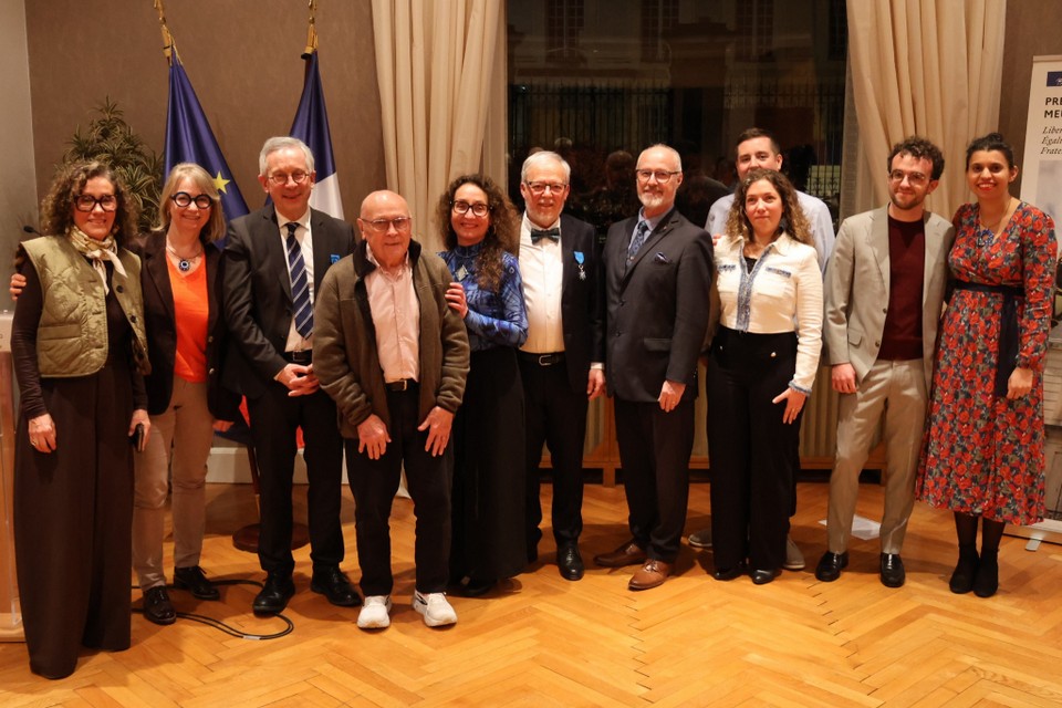 Chevalier dans l’Ordre national du Mérite - Actualités - Emaux Leclercq ...